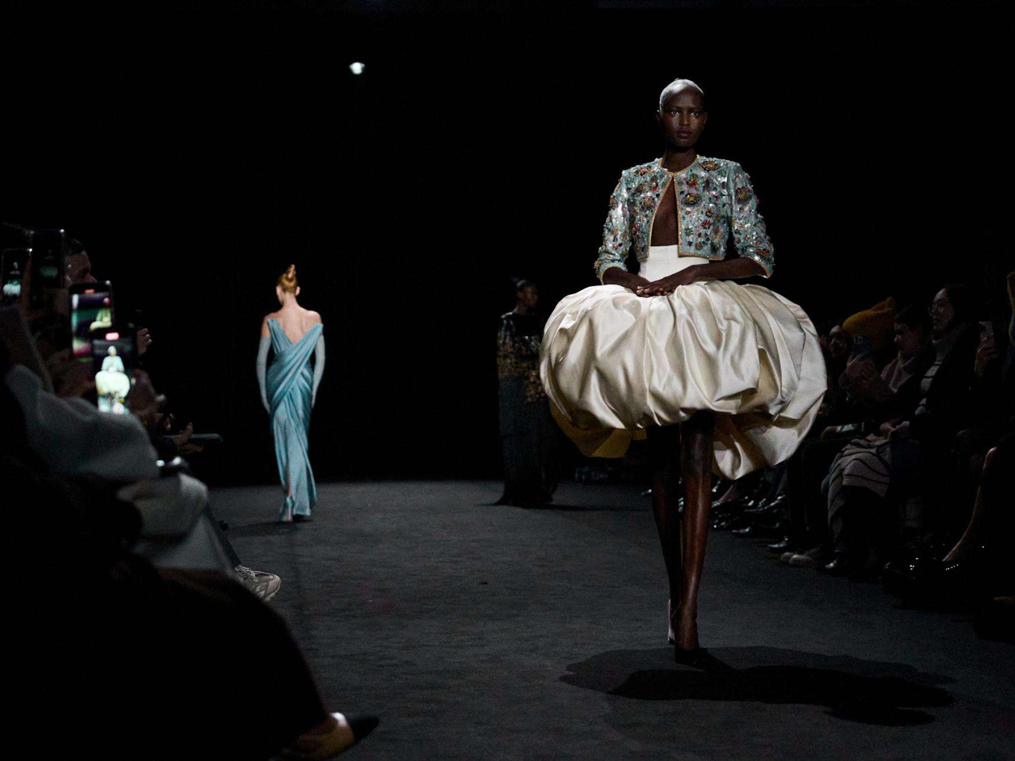 Paris Haute Couture Week 2026 Guide | MOJEH